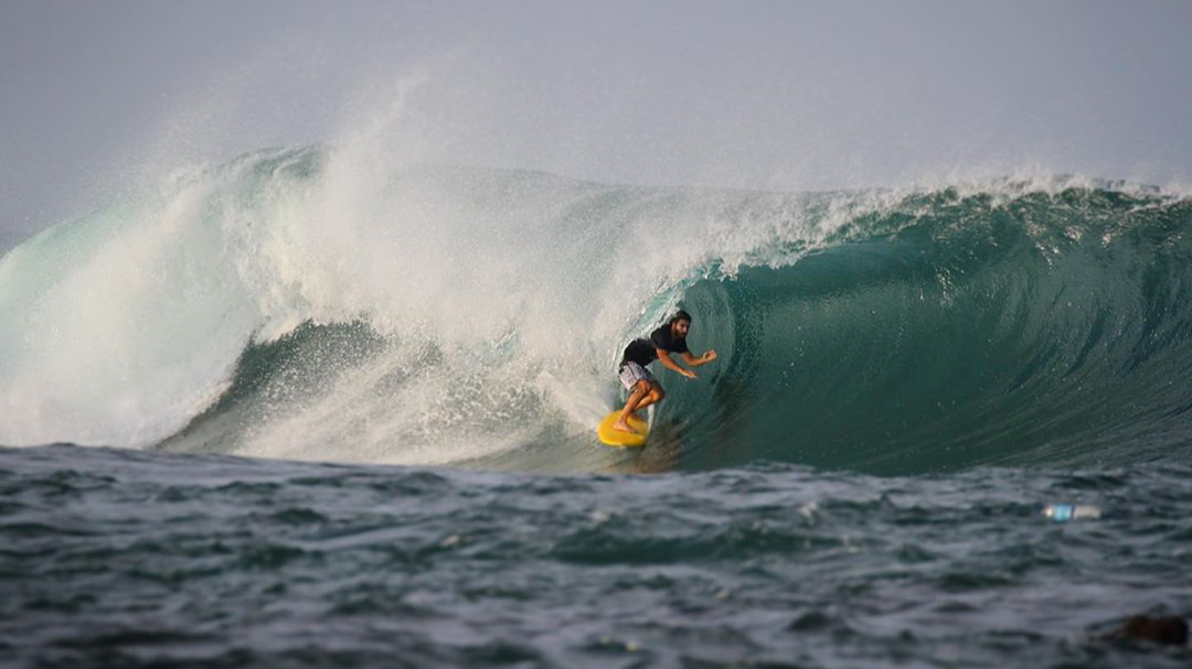 De la 5'10'' au 9', l'escapade de Damien Castera en Indonésie ...