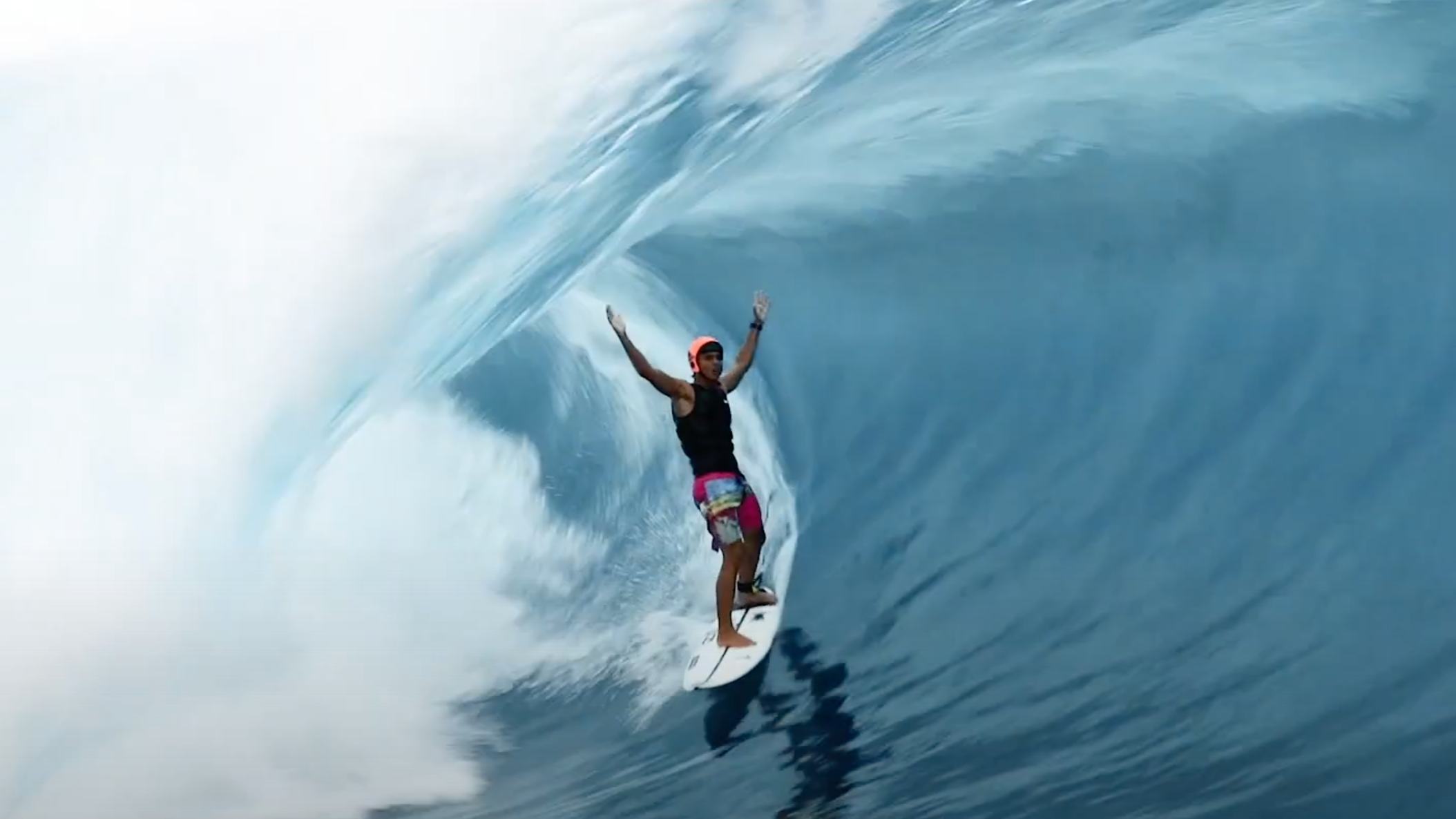 Kauli Vaast, la saison d'un prodige à Teahupo'o, Hors normes.