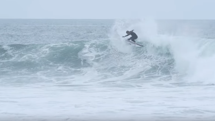 Lower Trestles : les pros mettent le spot en lumière, Résultat : pas un ...