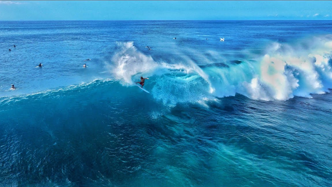 Une partie de l'élite mondiale en free surf à Sunset Beach , C'était ...